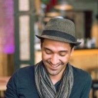 30+ Signs He Is Secretly Attracted to You (Expert Tips)