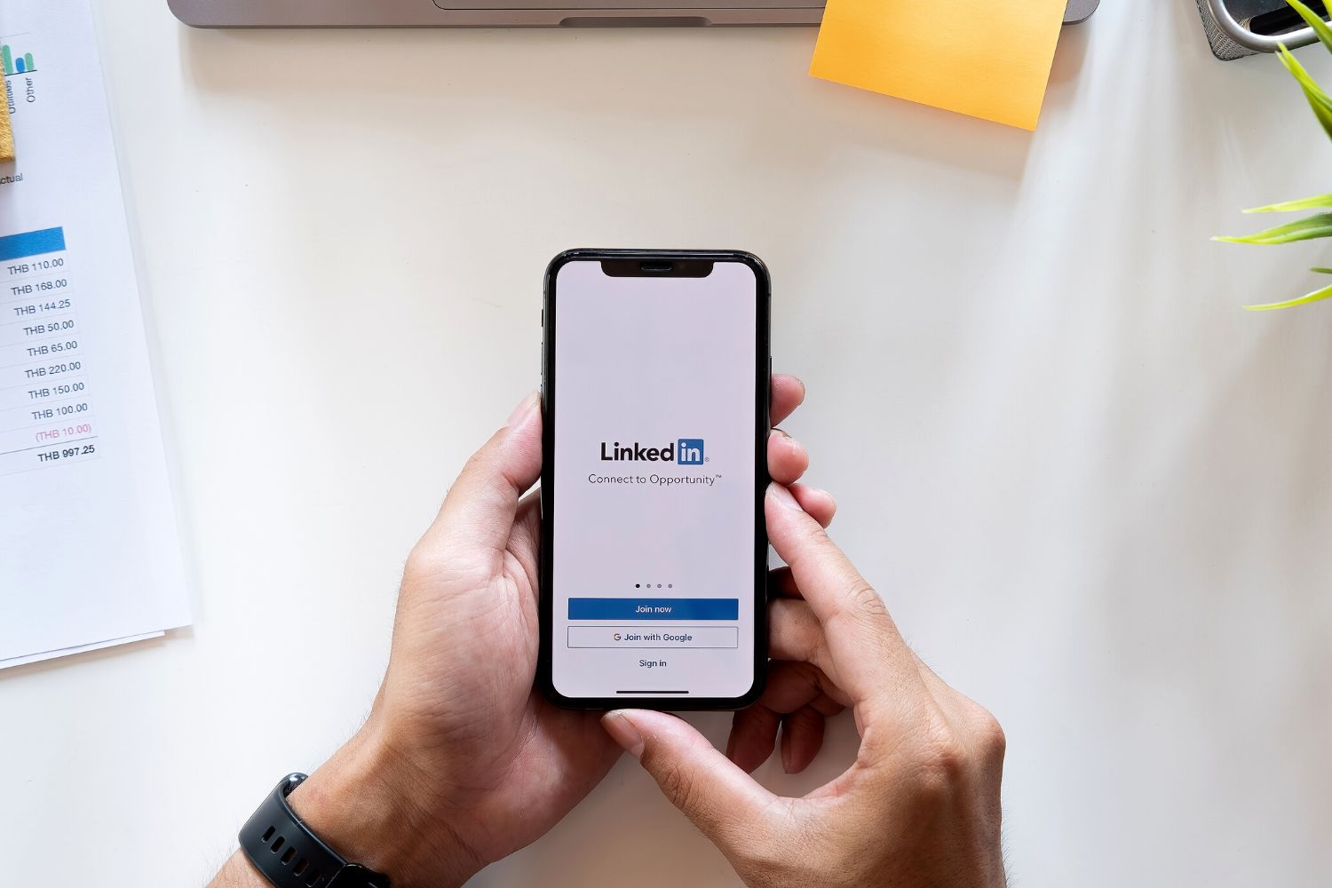 How To Announce You Are Looking For A Job On LinkedIn