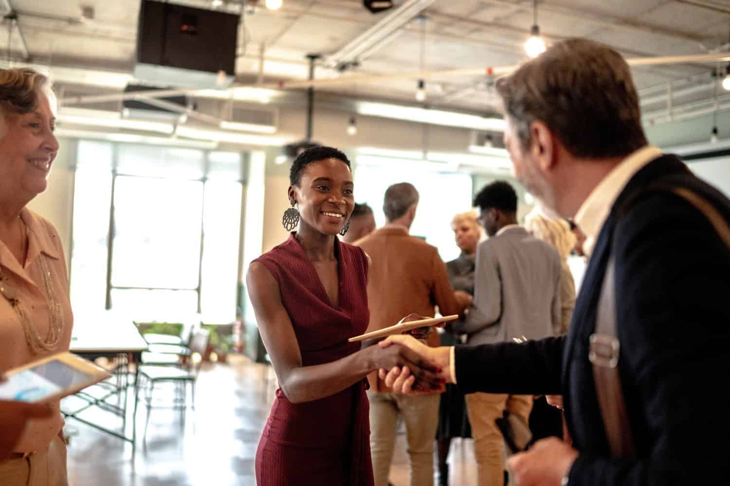 Top 130+ Business Conversation Starters to Break the Ice